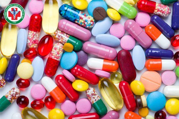 Thuốc generic và thuốc biệt dược: So sánh, ưu nhược điểm